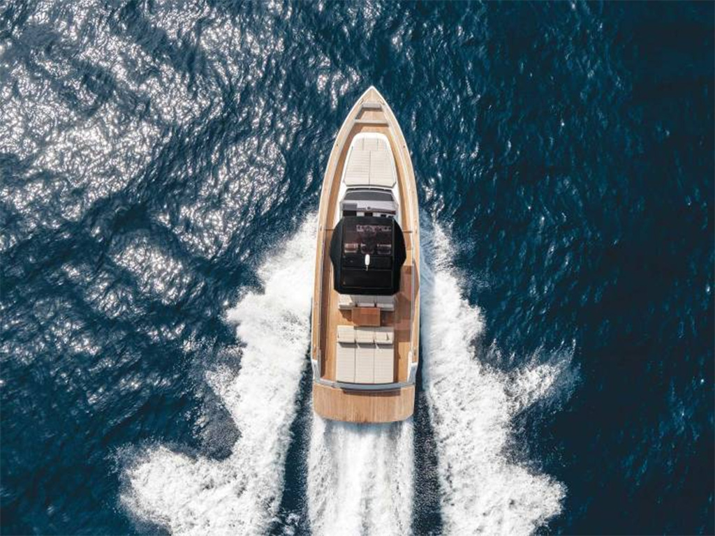 SPECIAL EDITION - Premium Boat Charter